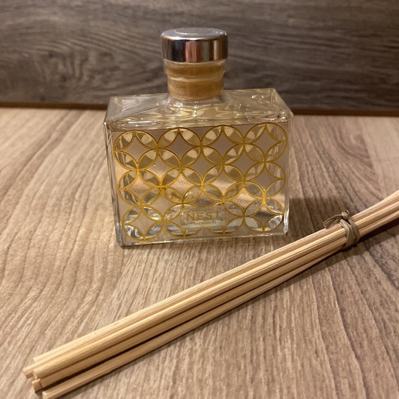 NEST Fragrances | Accents | Nest Fragrance Sparkling Cassis Small Room ...